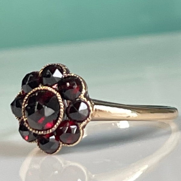 Garnet Antique Ring - Etsy