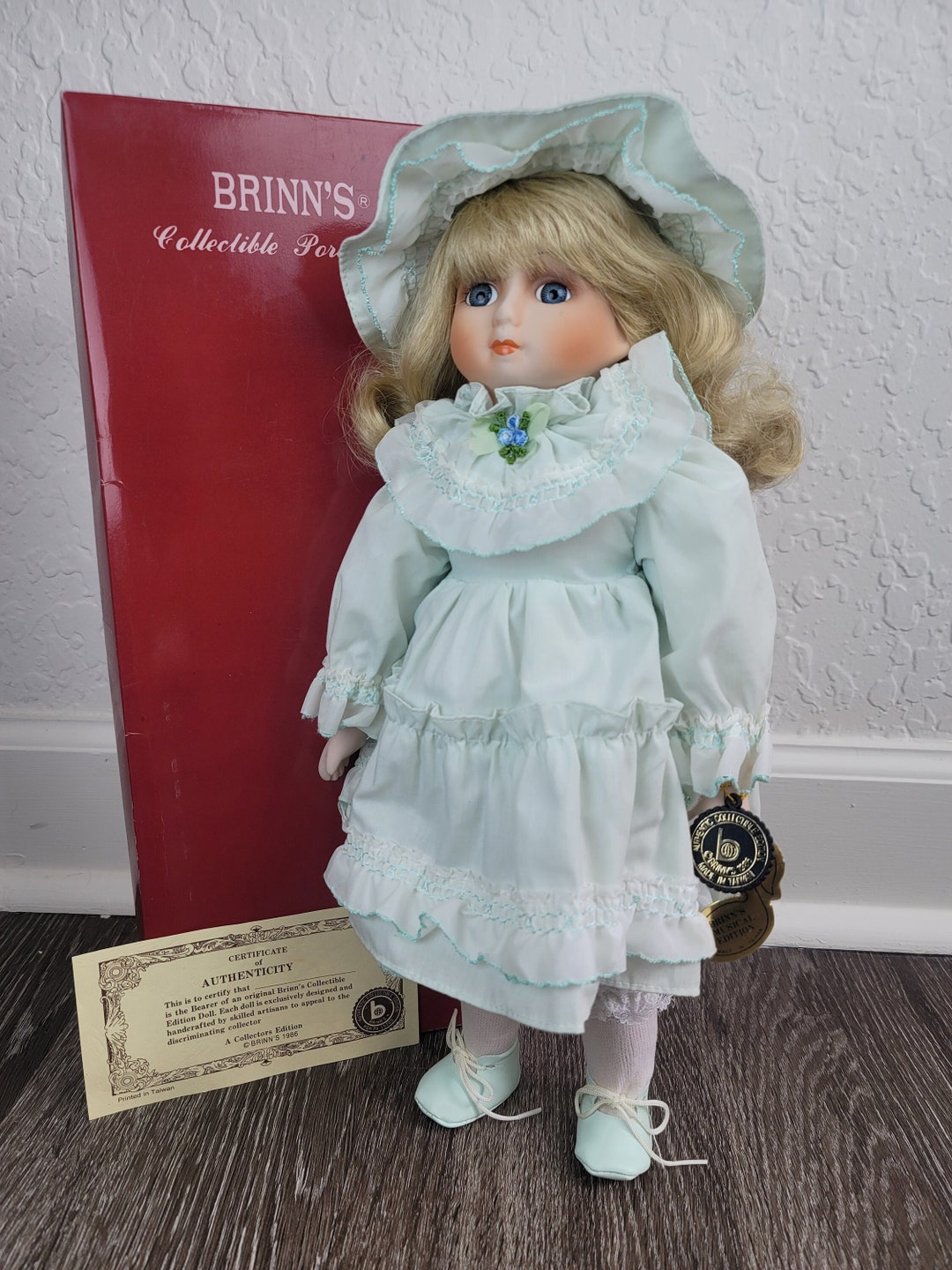 Brinn's Vintage Musical Porcelain Doll, PLAYS Tea for Two, in Box W Tag ...