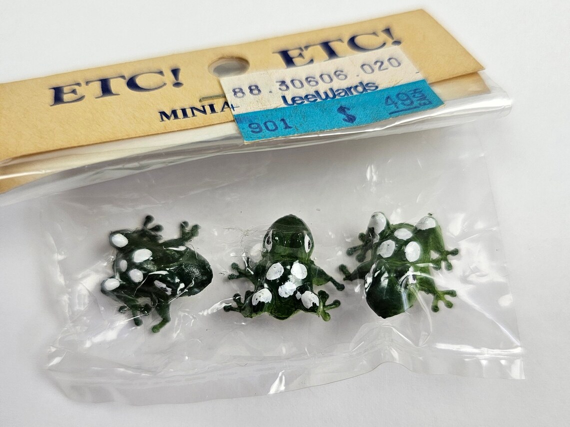 Vintage Miniature Frog Set, Dollhouse Frog, Dollhouse Animals, Tiny ...