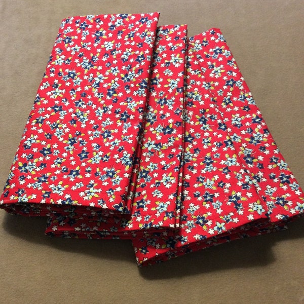 Red and White Dinner Napkins - Etsy