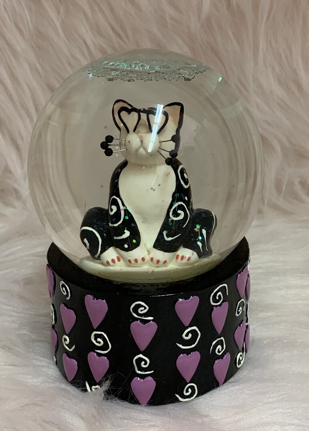 Annaco Creations Globe Lovestruck Cat - Etsy