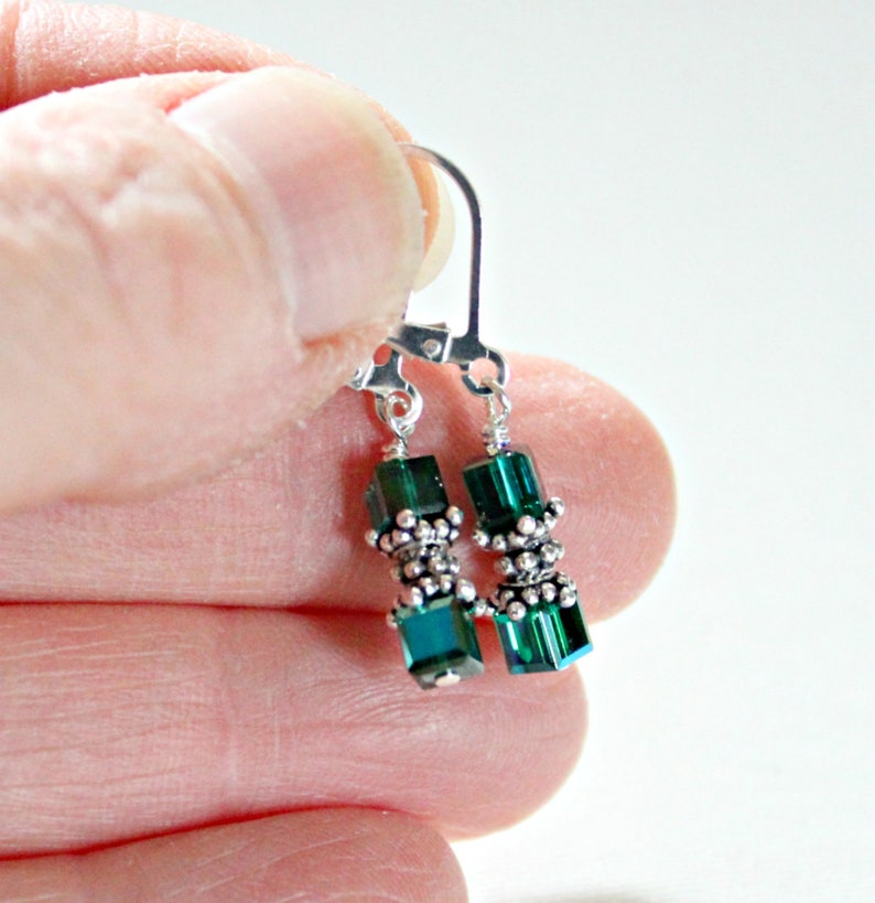 May Birthstone Earrings Emerald Earrings Silver Swarovski - Etsy Sweden