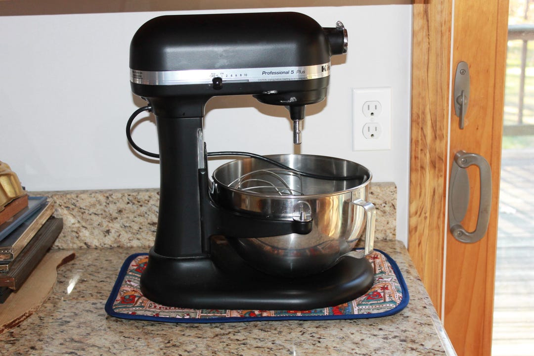 Quilted Mixer Pad - Hot Mats - Counter Protection Pad - Kitchen Aid ...