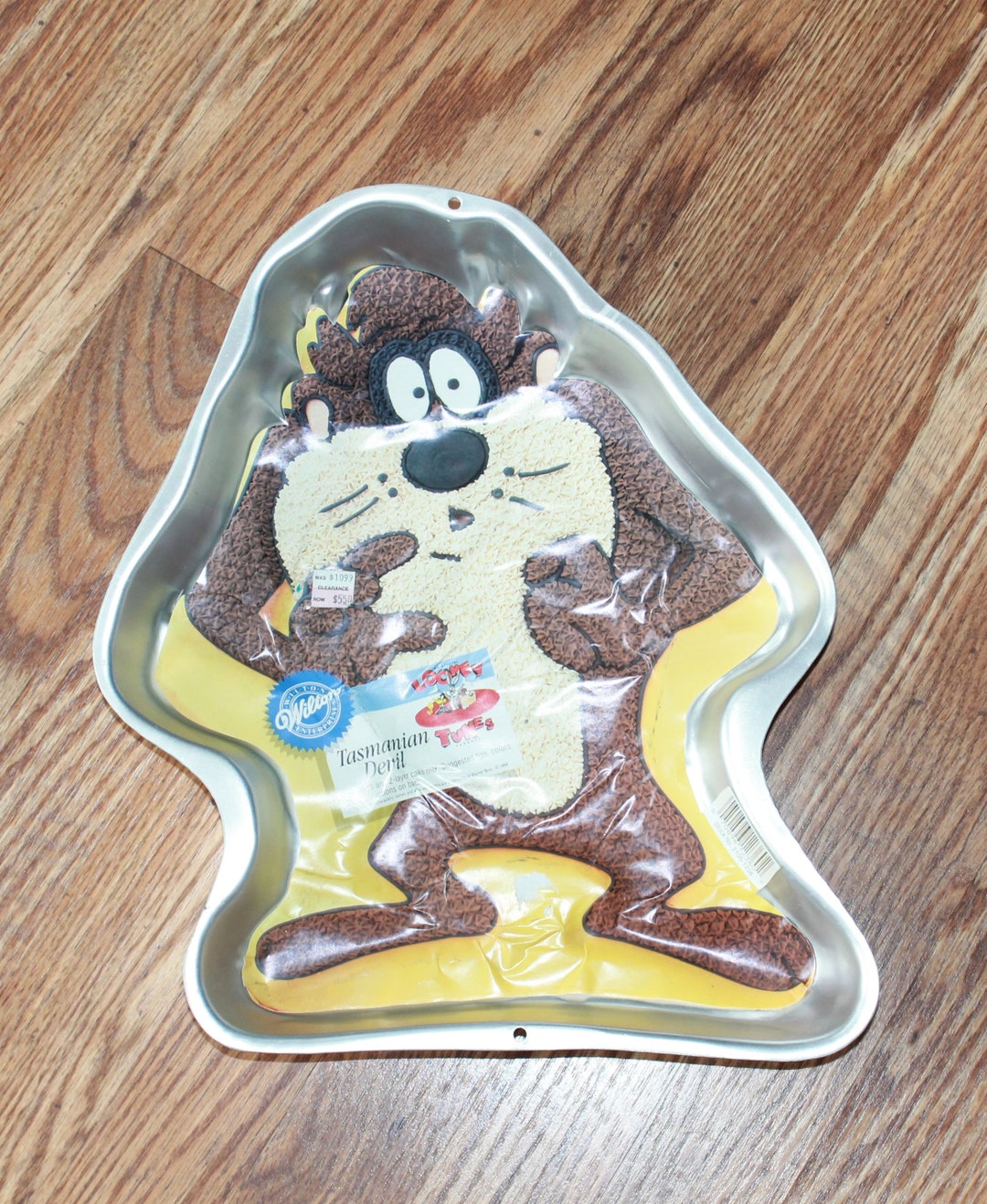 Tasmanian Devil Cake Pan, 1995, Stockno. 2105-1236 - Etsy