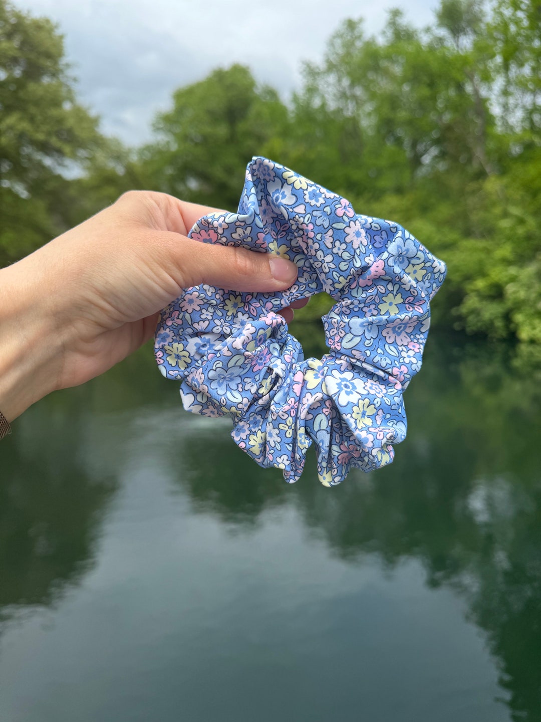 Blue Floral SWIM Scrunchie, Pool Scrunchie, Swimsuit Scrunchie, Water ...