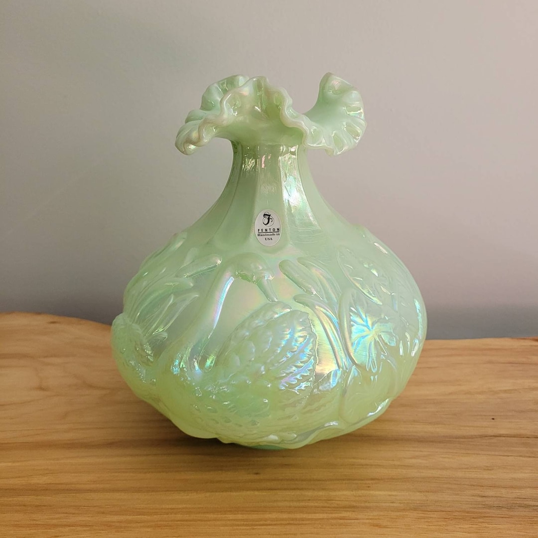 Vintage 1990s Fenton Art Glass Mint Green Jadeite Green Iridescent ...