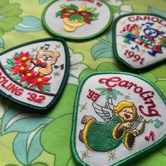 VINTAGE 1990's Girl Scouts Caroling Embroidered Patch… - Gem