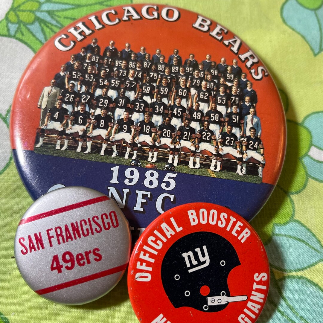 VINTAGE NFL Football Pinback Buttons | Chicago Bears | New York Giants ...