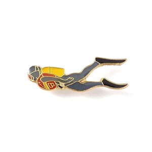 Scuba Diver Pin, Enamel Pin, Lapel Pin, Scuba Jewelry, Snorkeling ...