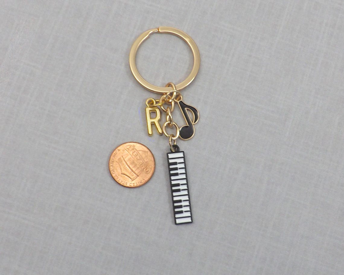Personalized Enamel Piano Keyboard and Music Note Gold Keychain for ...