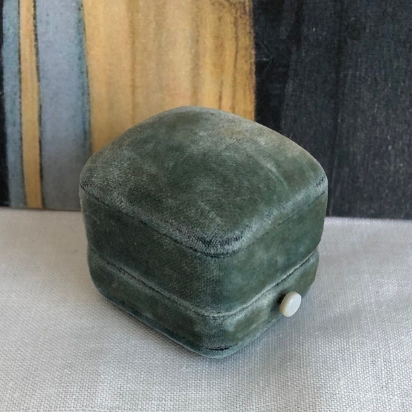 Antique Button Box - Etsy