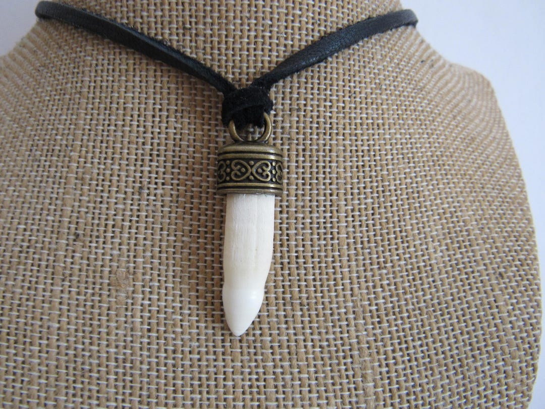 Alligator Tooth Gator Pendant Animal Bone Leather Necklace Jewelry ...