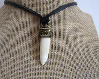 Alligator Tooth Gator Pendant Animal Bone Leather Necklace Jewelry ...