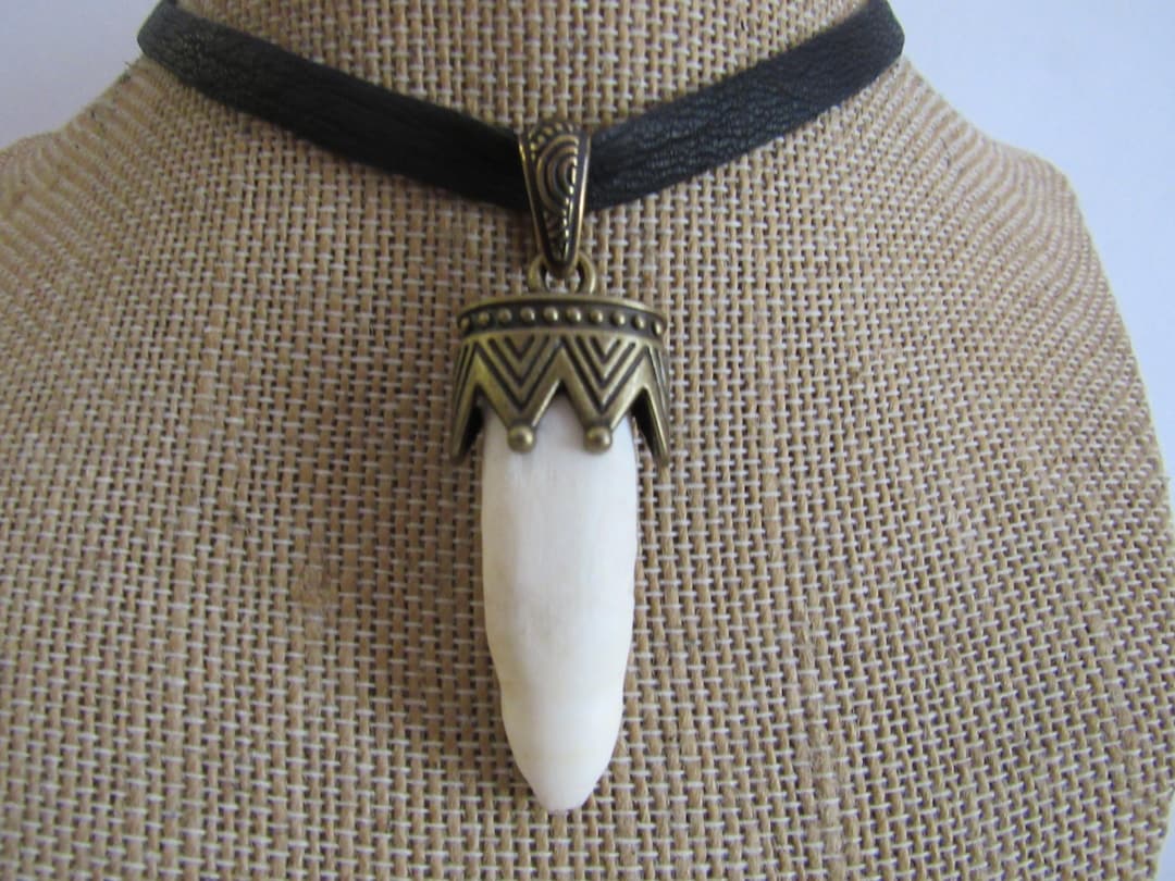 Huge Alligator Tooth Gator Pendant Animal Bone Leather Necklace Jewelry ...