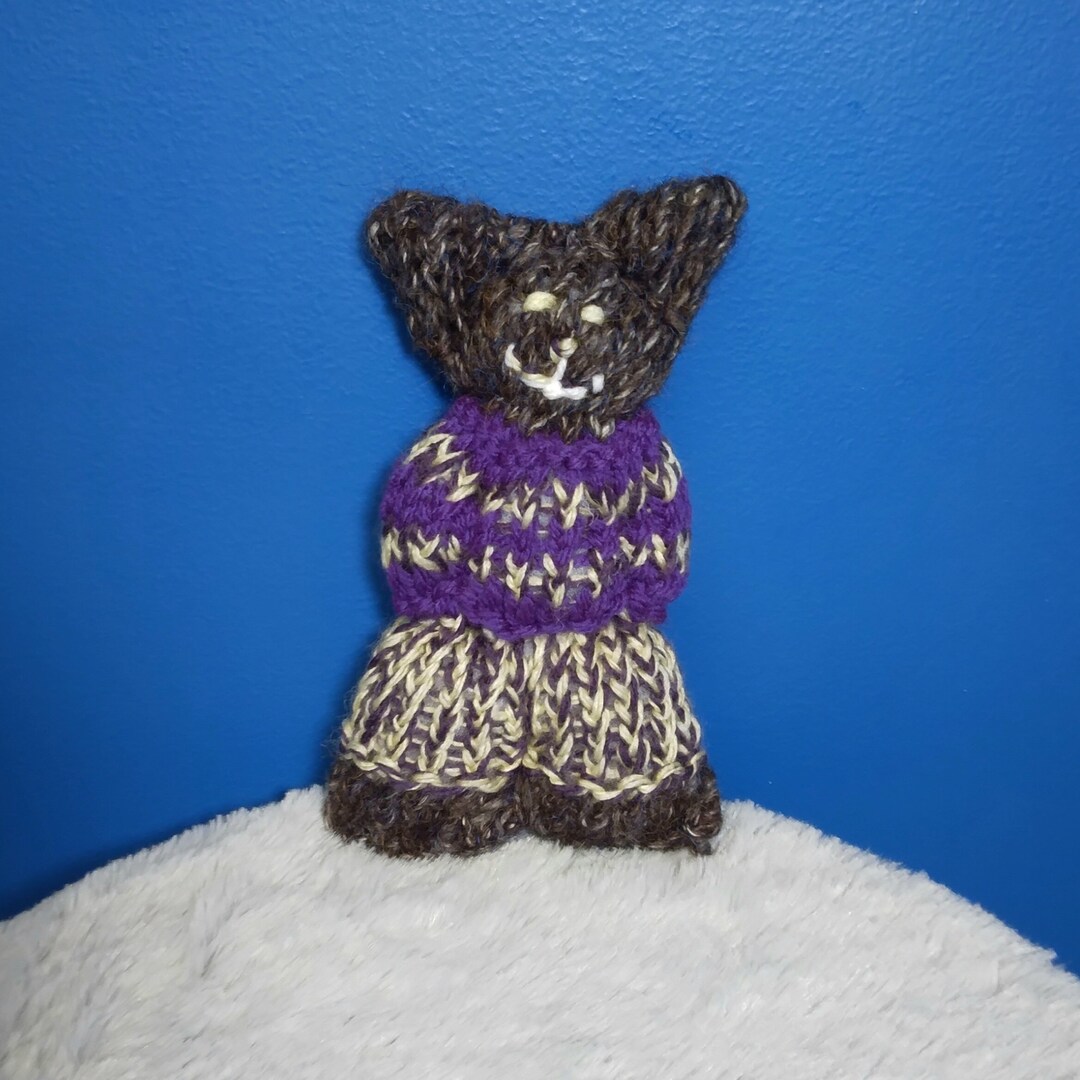 Loom Knit Amigurumi Plushie - Handmade Cat Plushie - Cute Unique Decor ...