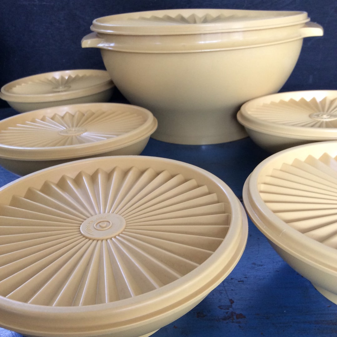 Tupperware . Vintage Tupperware Salad Bowl Set . Tupperware Yellow ...