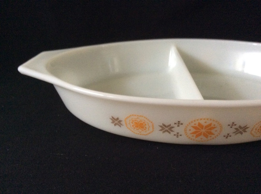 Pyrex. Vintage Pyrex Town and Country Pyrex Divided Pyrex Baking Dish ...