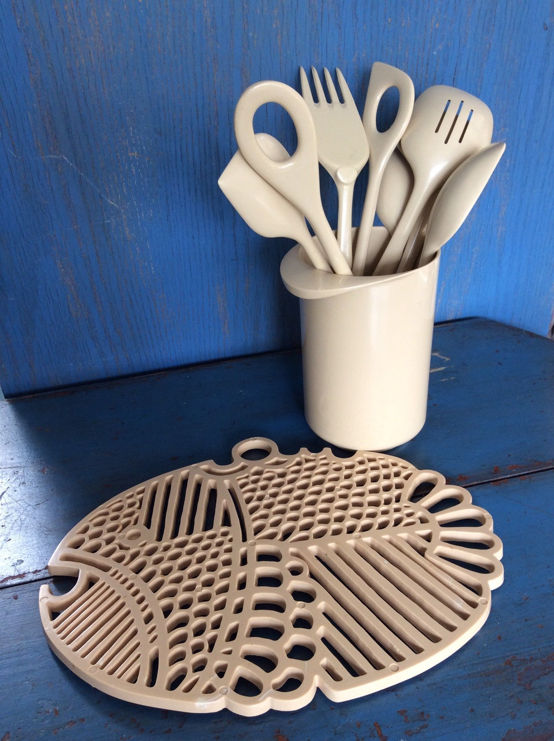 Dansk . Vintage Melamine Trivet, Rosti Kitchen Utensils Set - Etsy