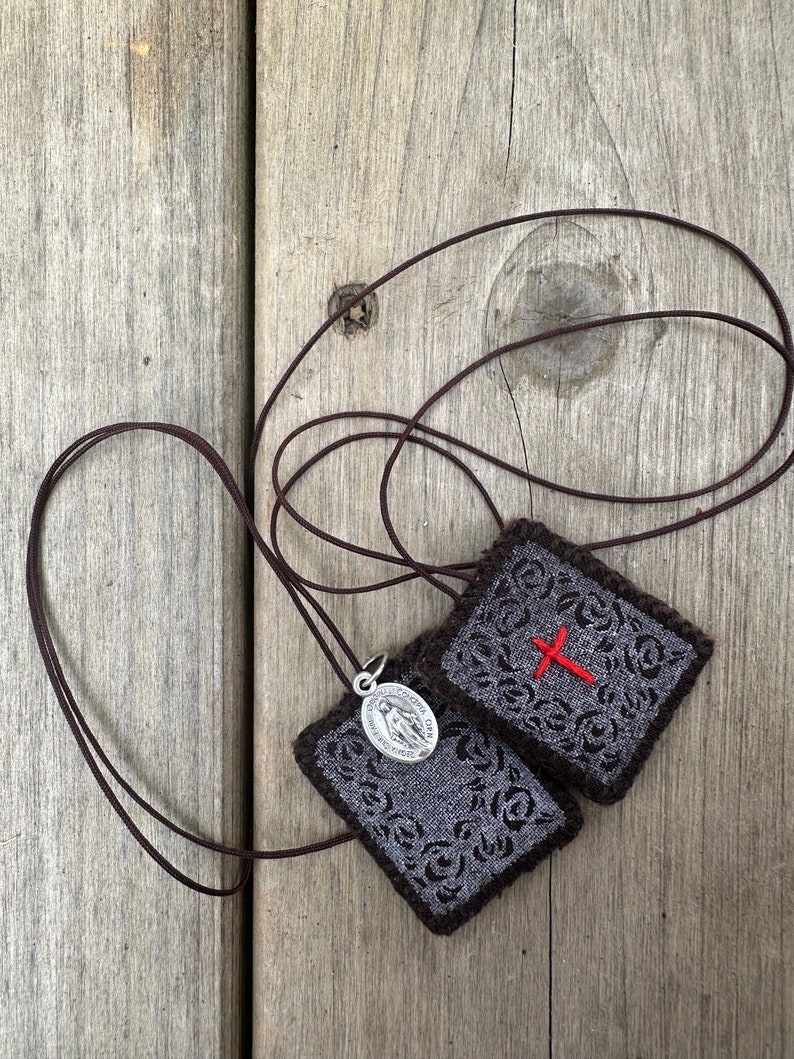 Custom Brown Scapular With Block Print Embellishment - Etsy