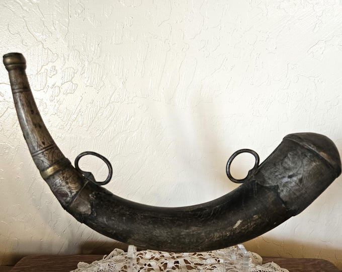 Circa Late 1700 - Early 1800s, Mid-eastern, Black Powder Horn, Etched ...