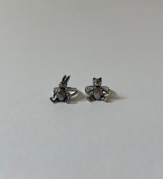 Rings With Moving Parts