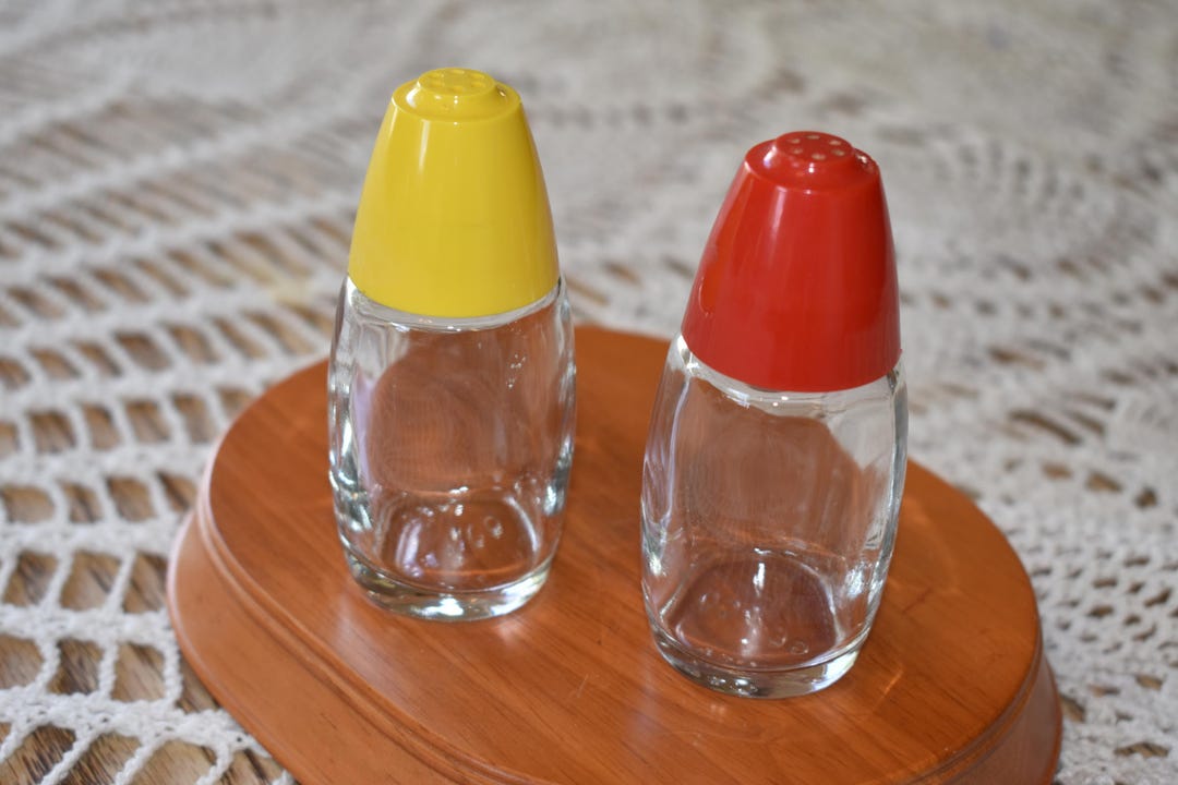 Vintage Red and Yellow Retro Gemco Glass Salt and Pepper Set ...