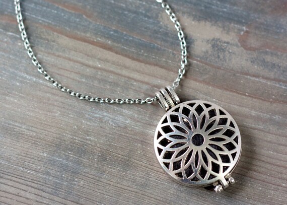 Essential Oil Diffuser Necklace Aromatherapy Necklace | Etsy