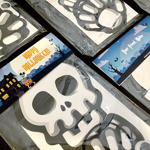 Set of 12 - Paper Chain Skeleton Craft - Personalized Halloween Treats ...