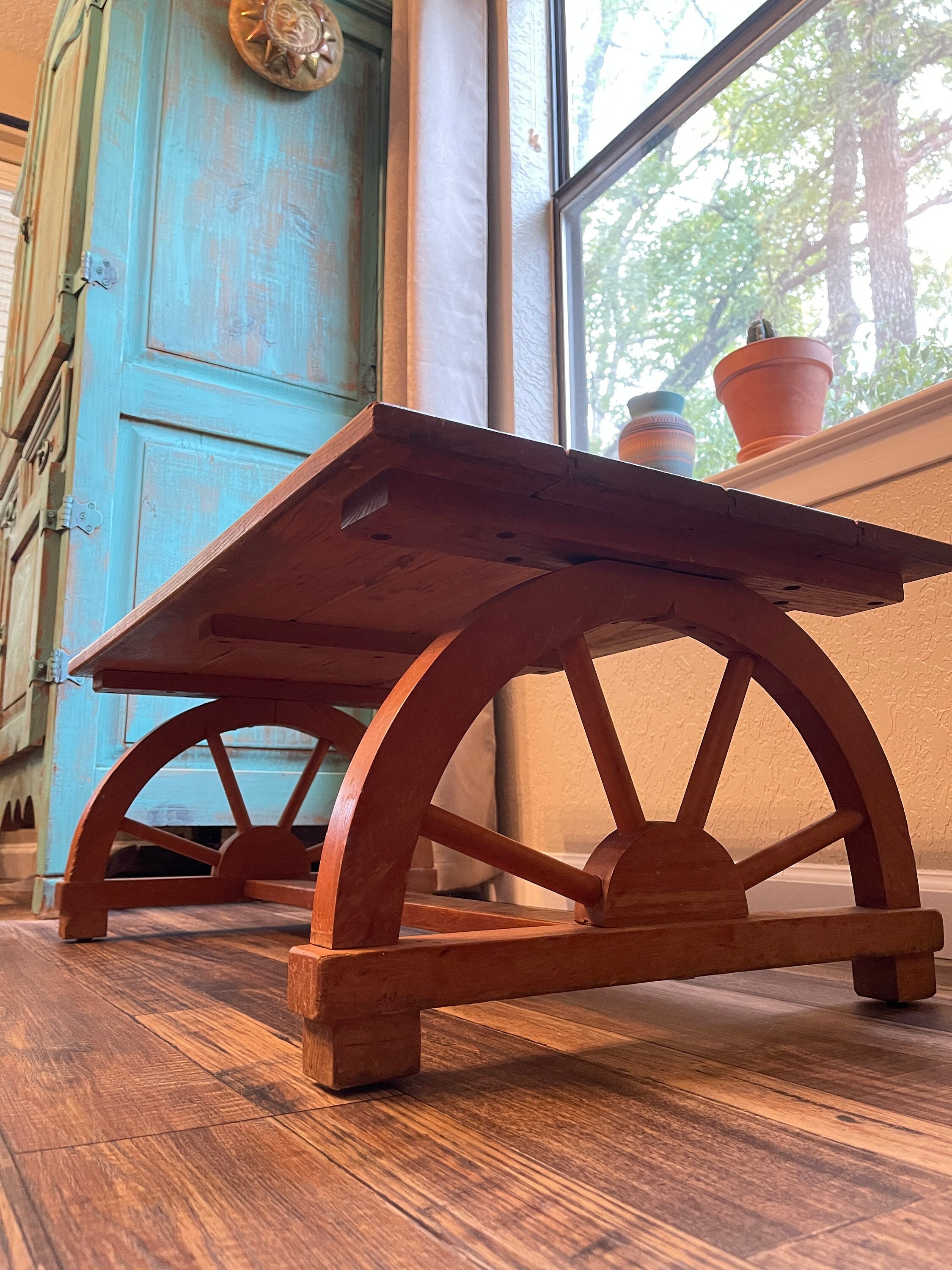 Wagon wheel table for sale store