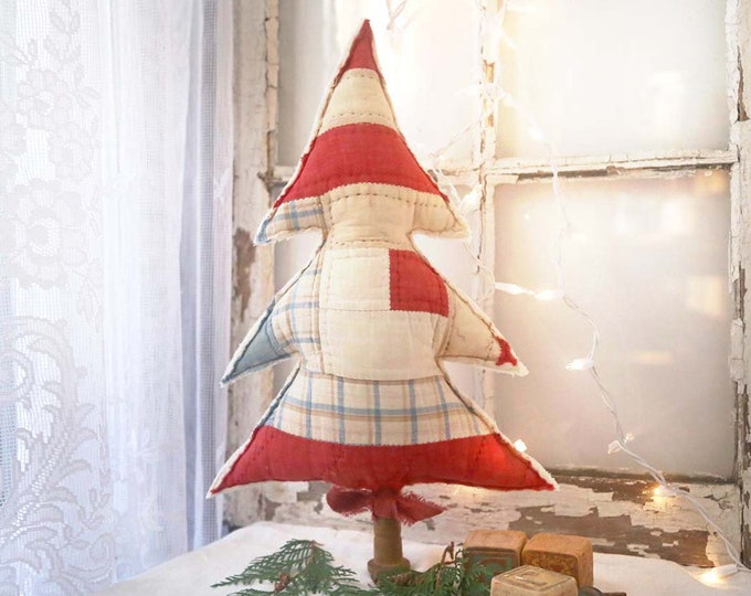 Large Quilt Tree, Farmhouse Christmas Decor, Large Quilt Tree on Wood ...