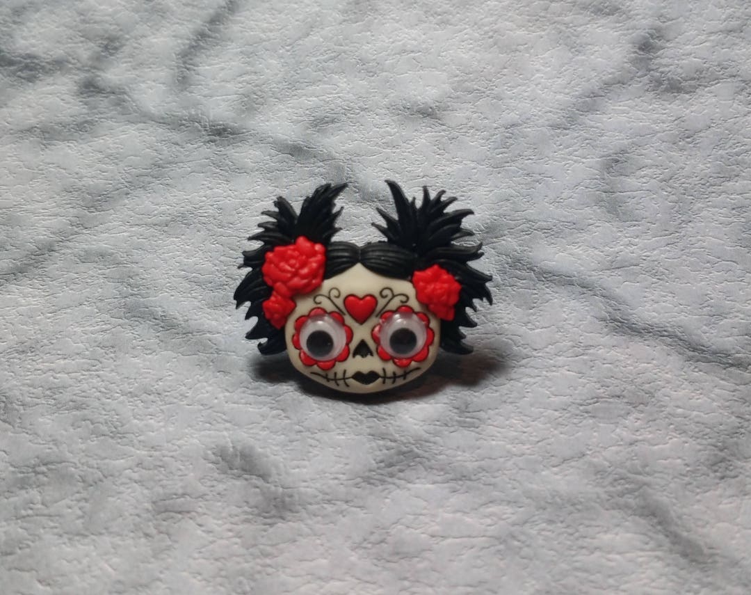 Zombie Girl Ring - Etsy