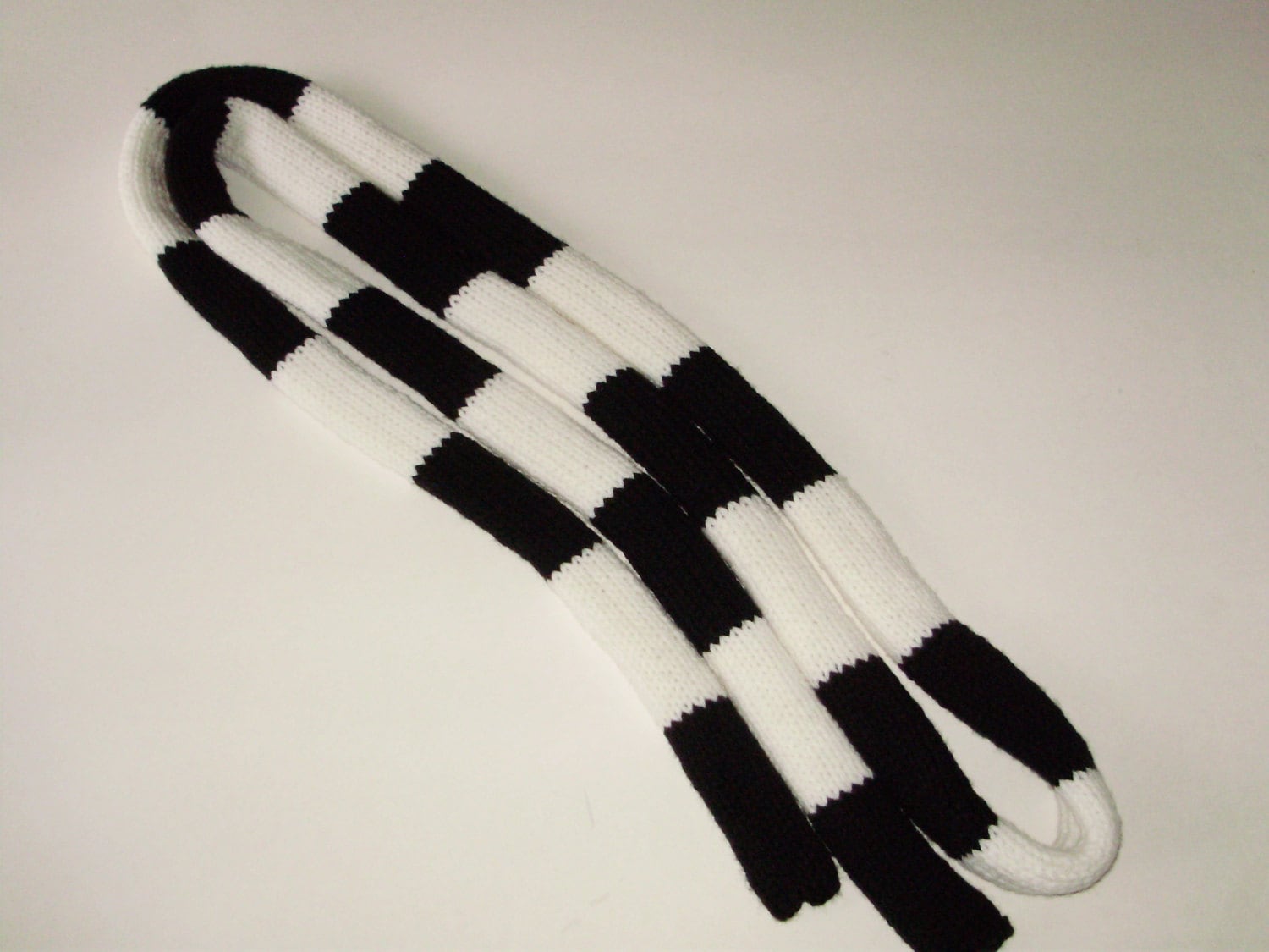 Knives Chau Battle Style Scarf Black & White Cosplay Scott Pilgrim ...
