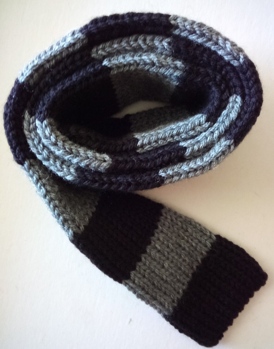 Gru Black & Gray Handmade Knit Scarf Cosplay Costume Despicable Minions ...