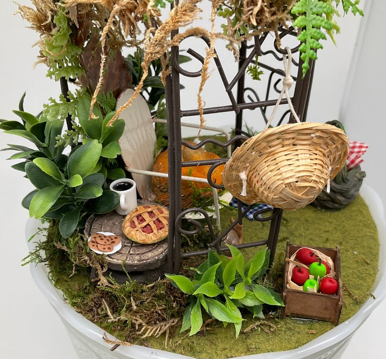 Miniature Secret Garden Picnic Diorama Decor - Etsy