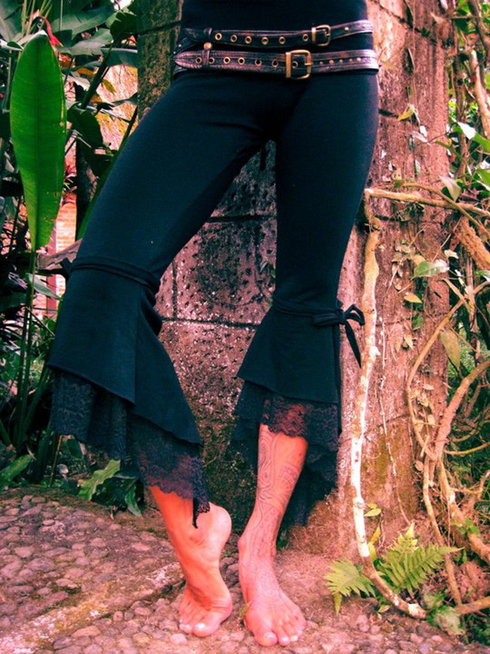 Spanish Pants ~ Organic Cotton 3/4 Pants With Lace ~ Yoga Pants ...