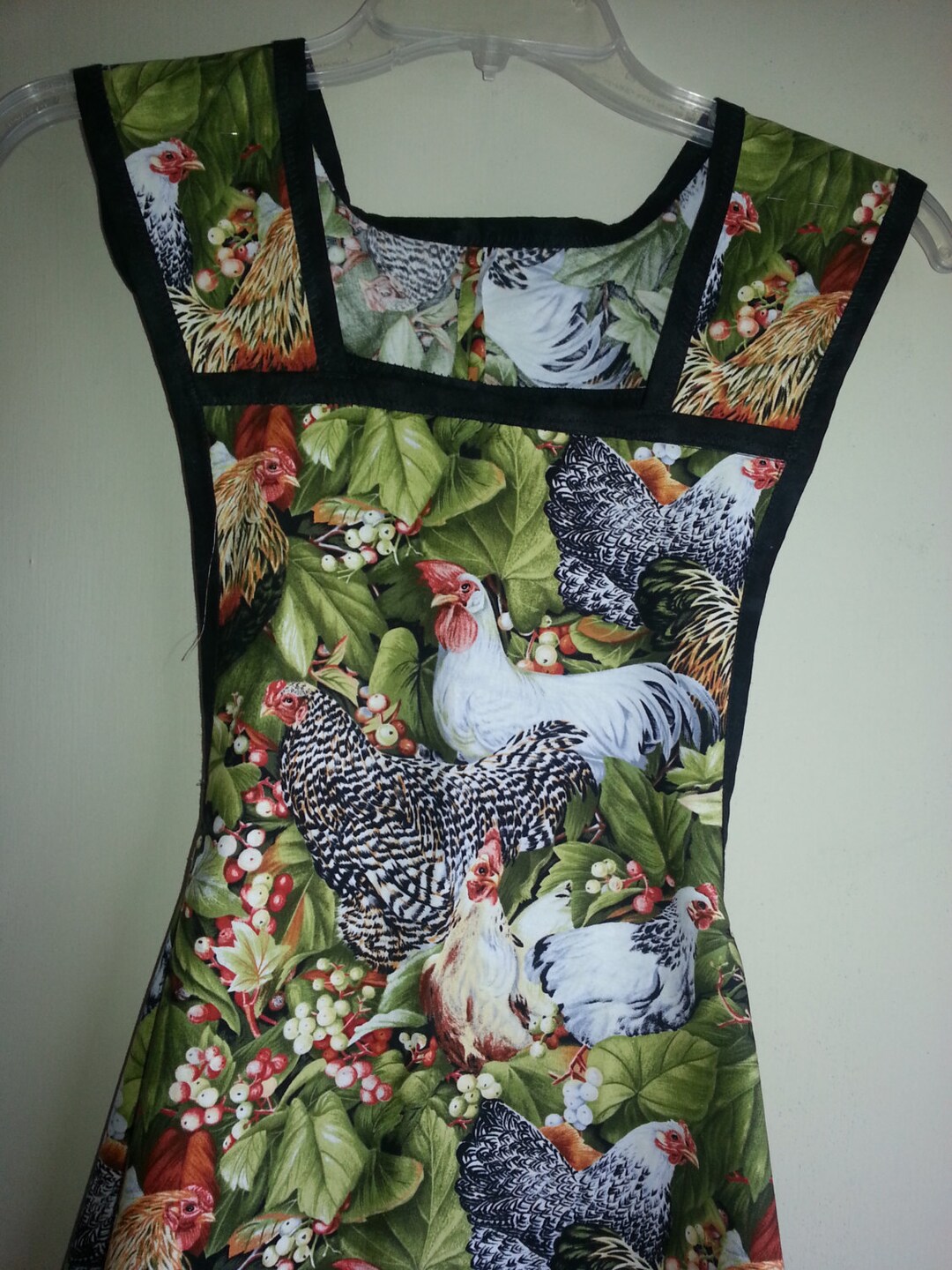Apron With Chicken Theme Vintage Style. Great Gift for the Chicken ...