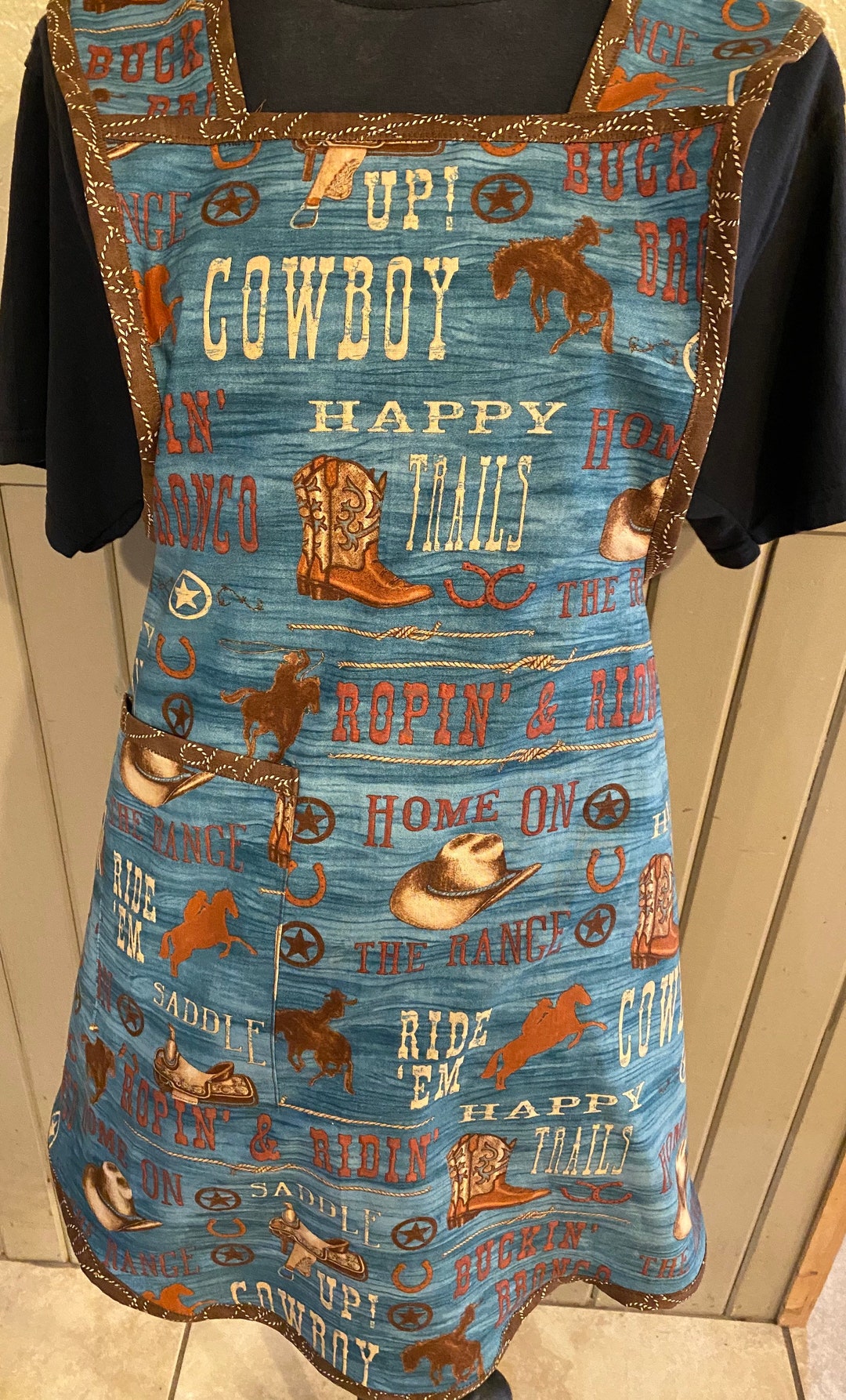 Apron With Western Theme/cowboy Theme, Saddles Cowboy Boots and Hats ...