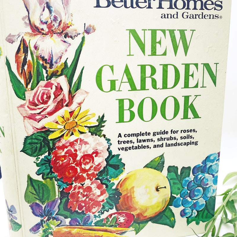 Vintage Garden Book - Etsy UK