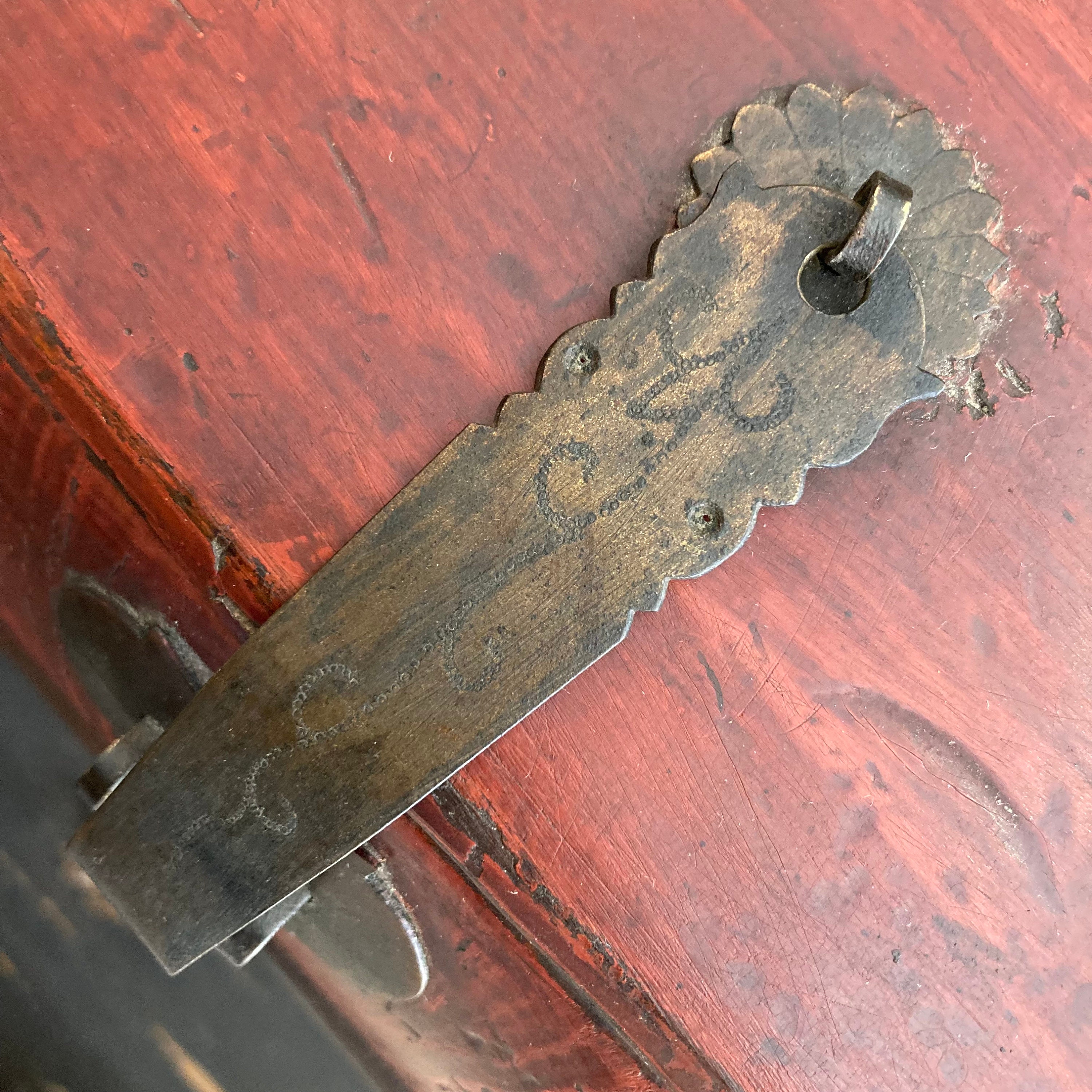 Antique Bride Box Linen Chest Wooden Chinese Artefact Traditional ...