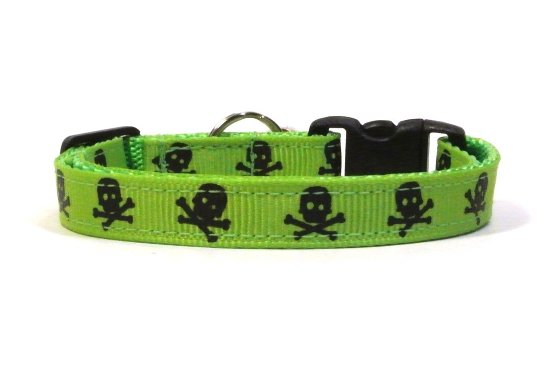 The Skull & Crossbone Breakaway Cat Collar - Etsy