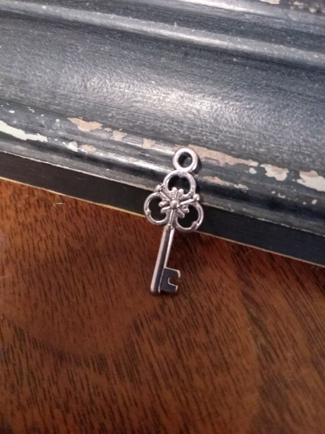 Skeleton Key Charms Antiqued Silver Steampunk Keys BULK Skeleton Keys ...