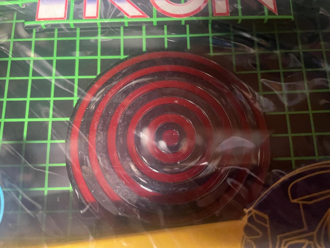 1982 TRON Red Disc Sark Dillinger Belt Buckle - Han Cholo Design - Etsy