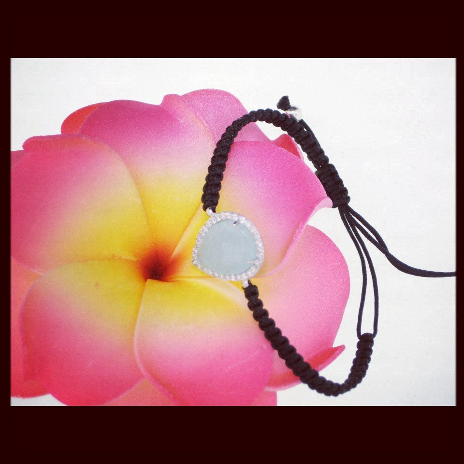 TWO WEEK SALE Tear Drop Macrame Bracelet - Etsy