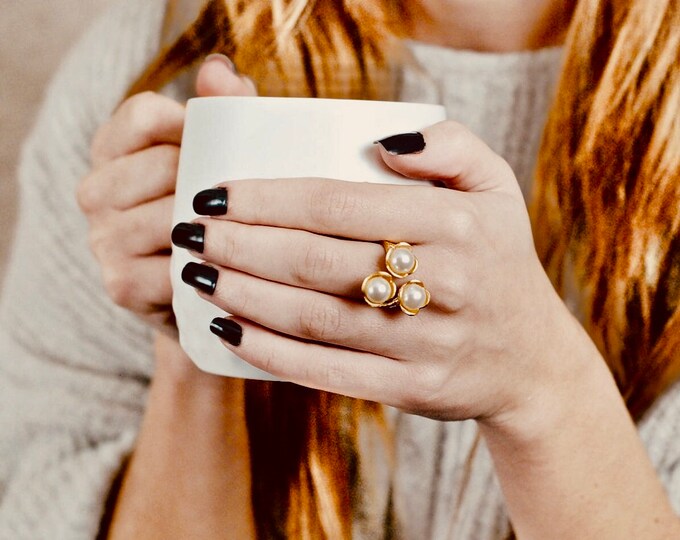 Dainty subtle & unique handmade jewelry by BoutiqueMinimaliste