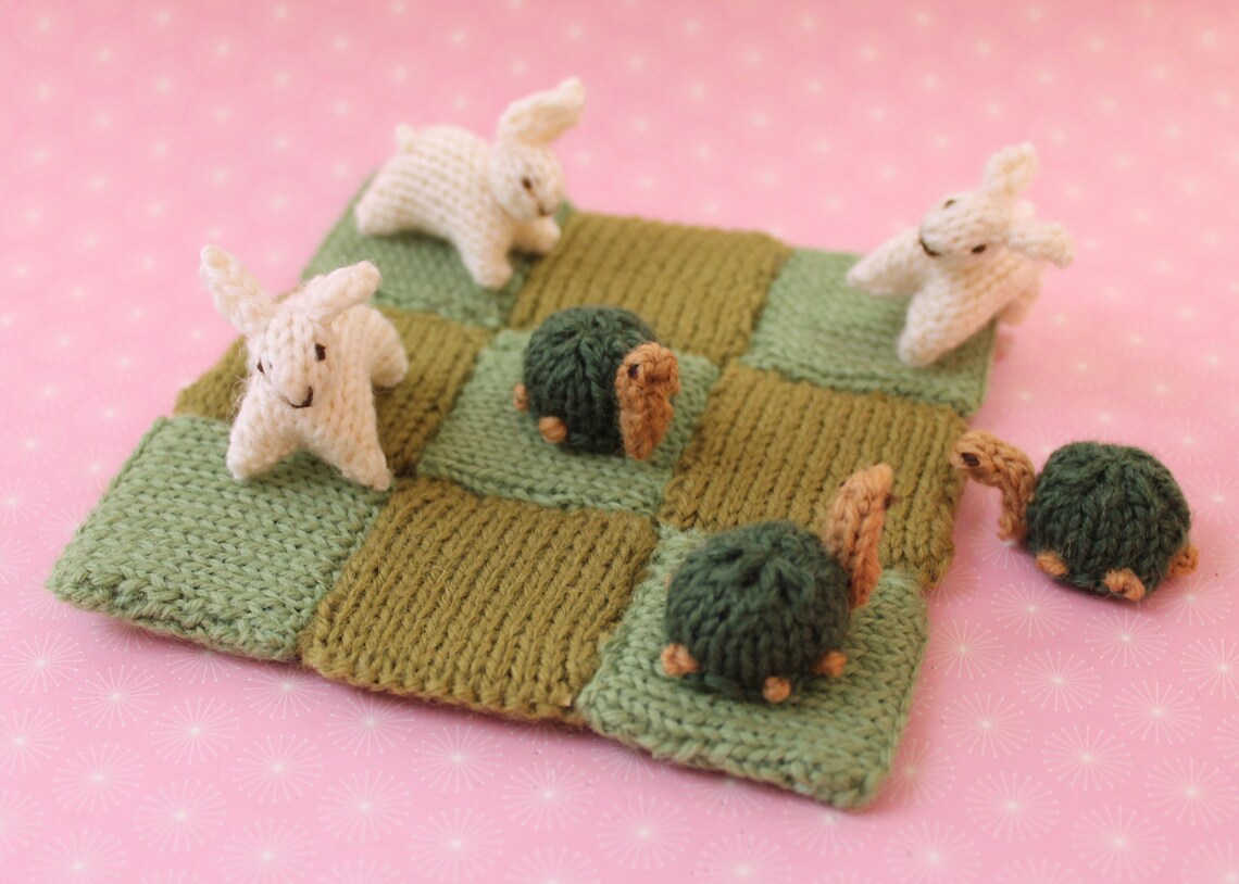 KNITTING PATTERN PDF: Hare and Tortoise Noughts and Crosses - Etsy