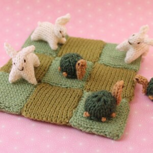 KNITTING PATTERN PDF: Hare and Tortoise Noughts and Crosses - Etsy