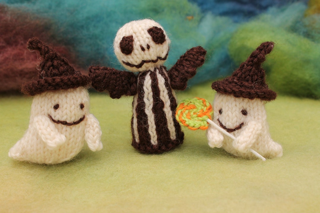 Hand-knitted Mini Halloween Ghosts Set - Etsy