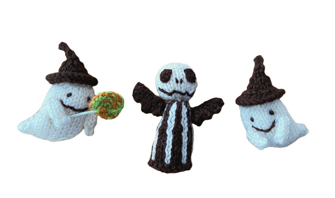 Hand-knitted Mini Halloween Ghosts Set - Etsy