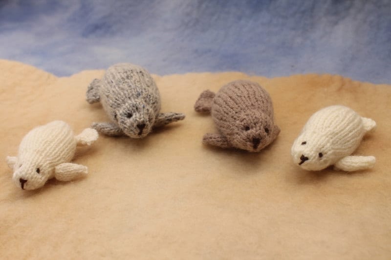 Seal Family Knitting Pattern PDF - Etsy