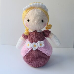 KNITTING PATTERN PDF Princess and the Frog - Etsy